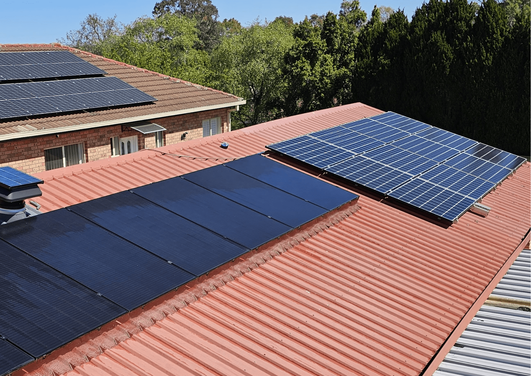 The Oaks Solar Clean | Extra Hand Solar Clean